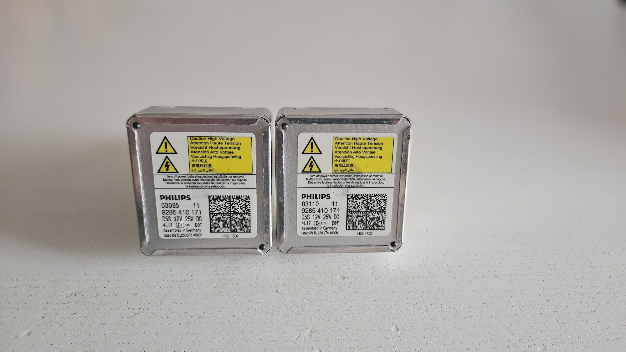 Комплект оригинални OEM Xenon крушки Philips D5S 25W гр. София Зона Б-5 ...