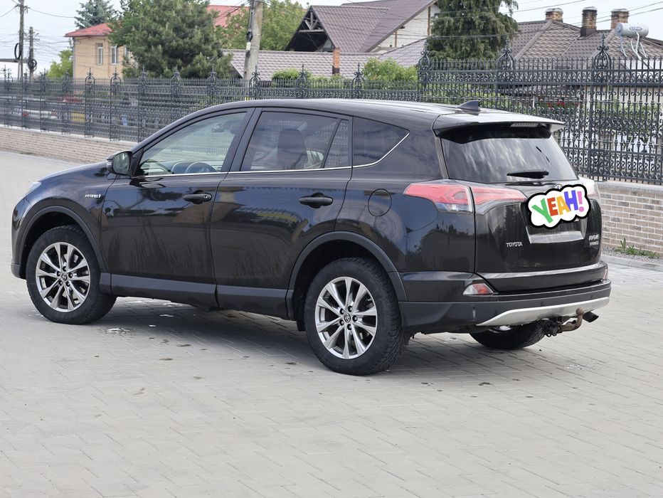 Toyota Rav 4 hybrid 2016 Suceava • OLX.ro