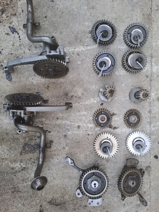 Pinion/pinioane motor 2.5 tdi vw touareg 7L/t5 Podgoria • OLX.ro