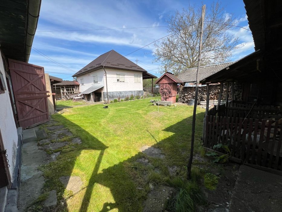 Casa la țară, de vanzare ,Cormeniş, Jud Salaj, Zalau • OLX.ro