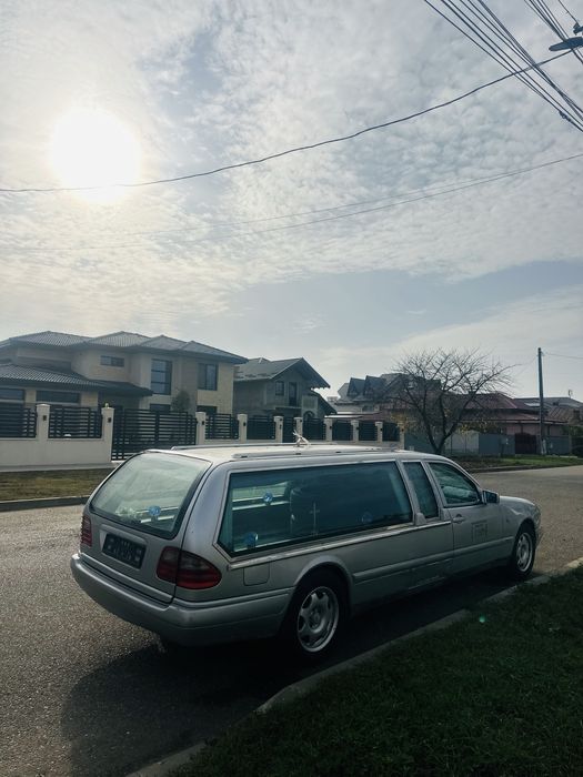 Mercedes e250 Dric/mortuar/ Sd funerar Focsani • OLX.ro