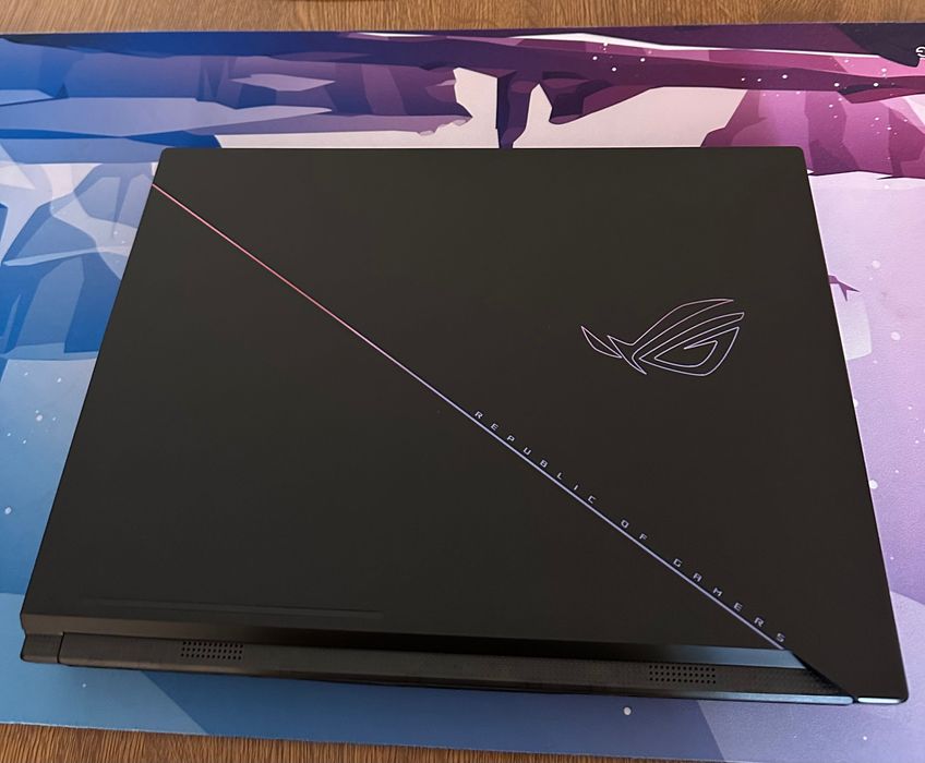 Laptop Asus Zenphyrus Duo Pro 16 rtx 4090 (oferta speciala) Titu • OLX.ro