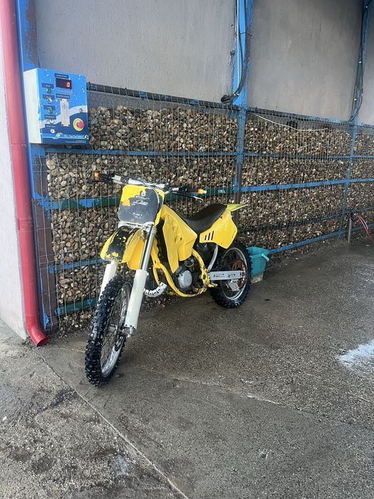 Vand Suzuki rm 125 2T power valve Pischia • OLX.ro