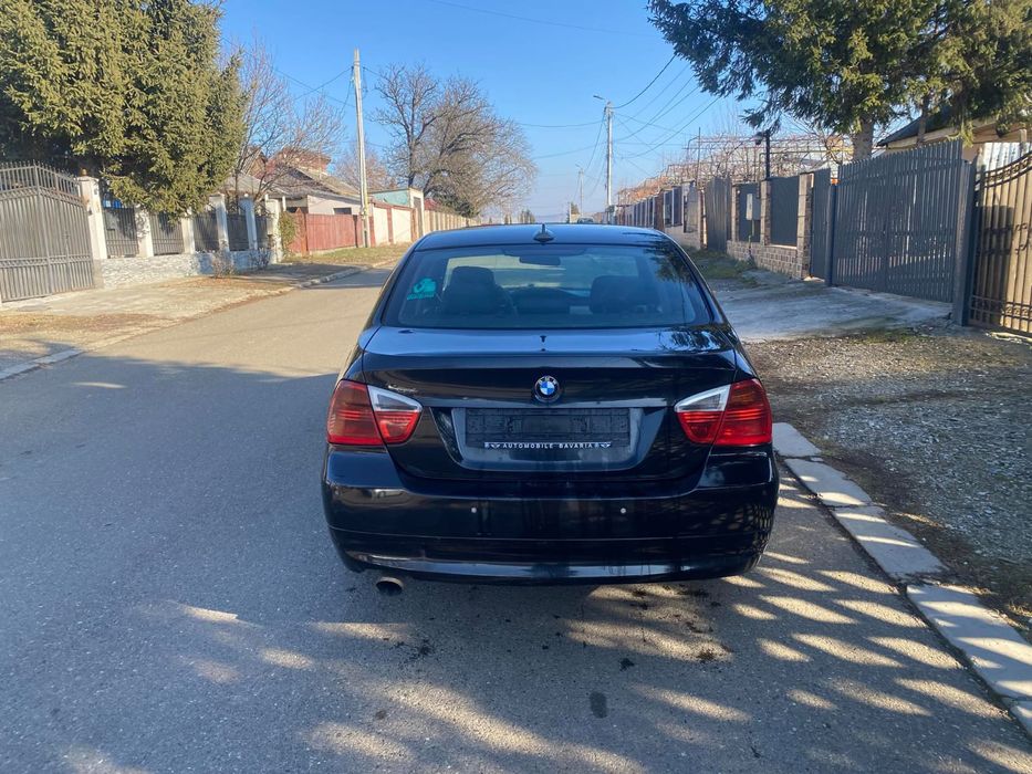 Piese BMW e90 e91 320d 163cp motor turbina kit injectie jante plansa Roman • OLX.ro