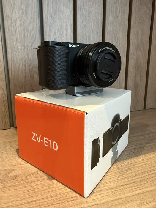 NOU Aparat foto Mirrorless SONY Alpha ZV-E10 4K + Obiectiv 16-50mm ...