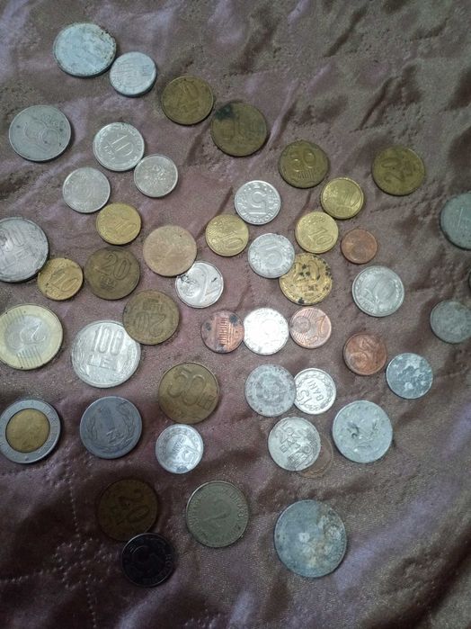 Bani vechi din Romania și euro de toate felurile Arad • OLX.ro