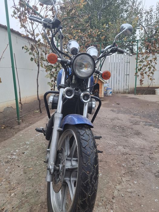 Kawasaki vulcan 750 Bailesti • OLX.ro