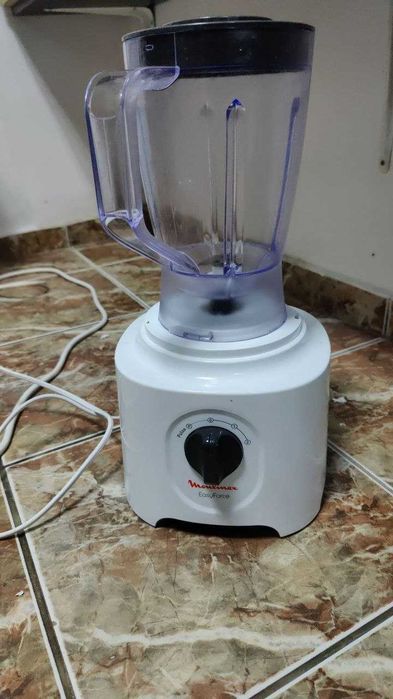Robot de bucatarie Moulinex Easy Force(electro) Constanta • OLX.ro