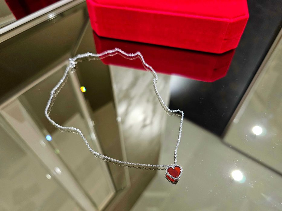 Van Cleef & Arpels VCA Silver Sweet Alhambra Red Heart Дамско Колие гр ...