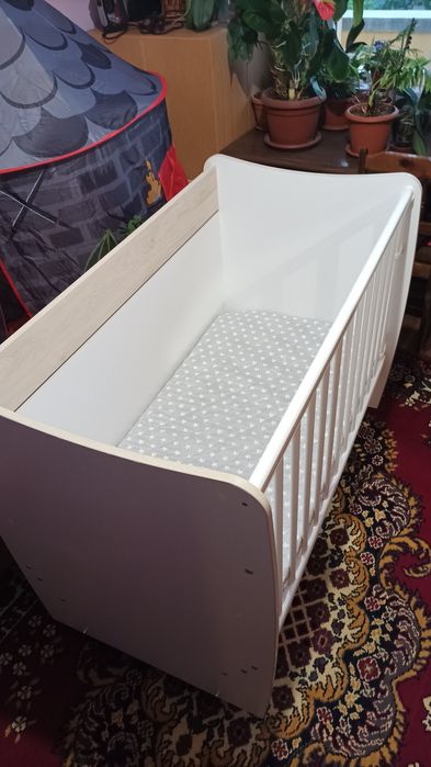 Lorelli Бебешко легло Matrix New 60/120 см Подарък триколка гр. Пловдив Кючук Париж • OLX.bg