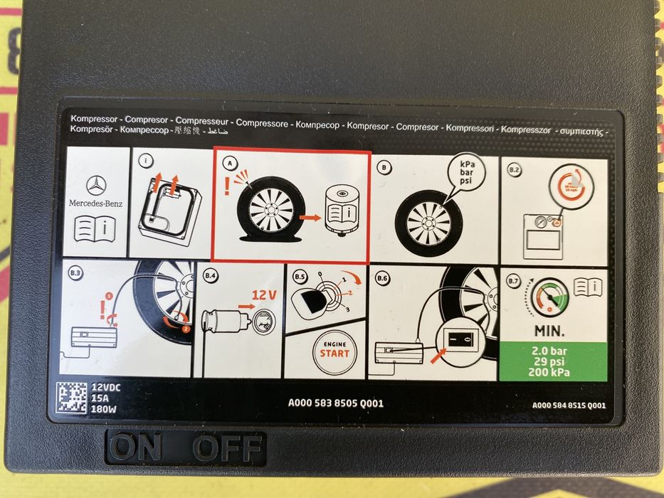 Compresor auto umflat roti cu solutie kit pana original Mercedes 180w ...