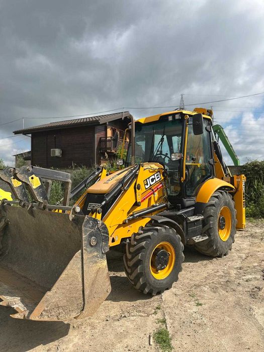 JCB 3CX -2021 (3000 ore) Iasi • OLX.ro