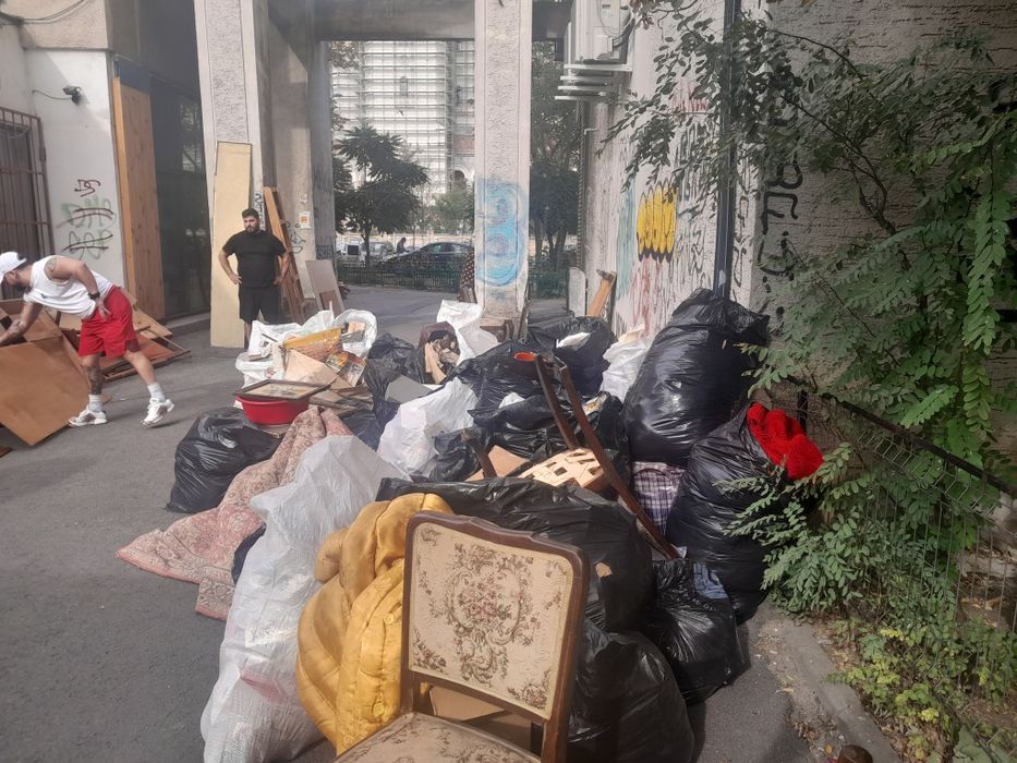 Debarasare apartamente garsoniere poduri renovari Bucuresti Sectorul 4 ...