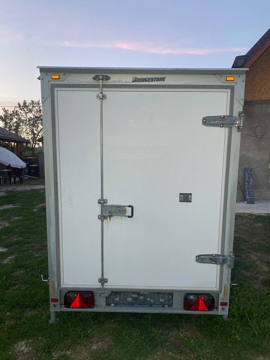 Vând remorca tip rulota ideală pentru pescuit. Rascruci • OLX.ro