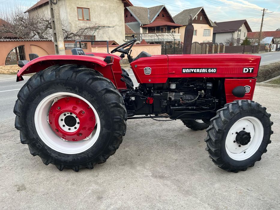 Tractor Universal 640 DT,(Nu 445,643,683,600,550,dtc) Manesti • OLX.ro