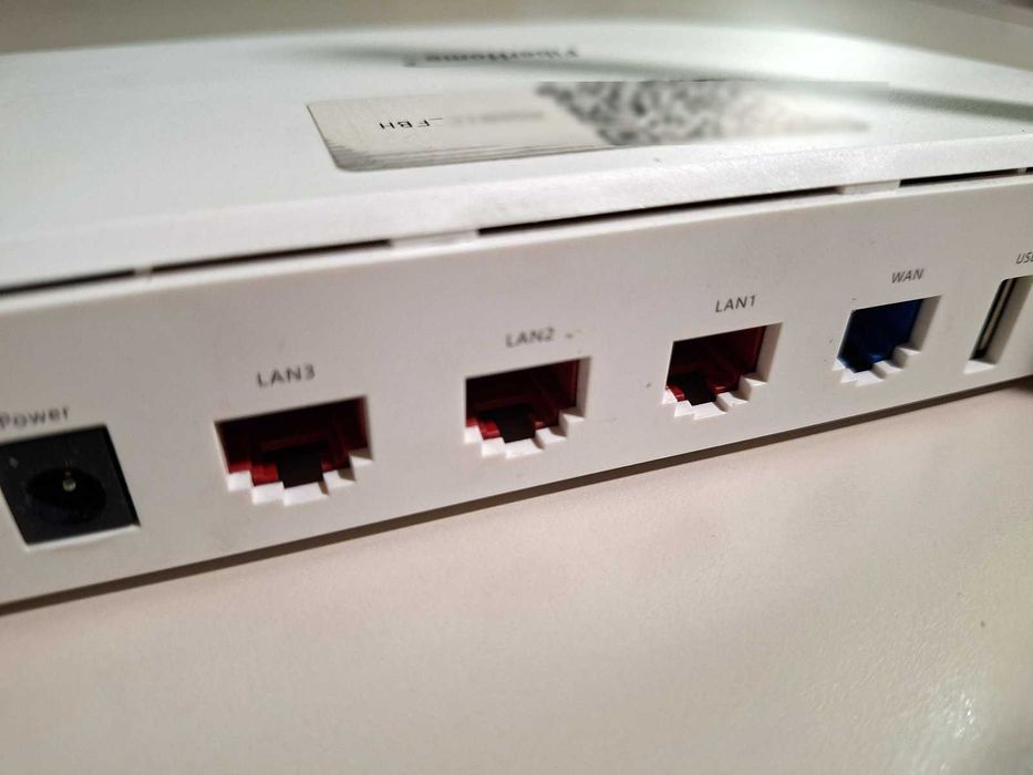 Router Fiberhome SR1041Y Digi Romania - 3 x 1000Mbps LAN / WiFi 2.4 GHz ...