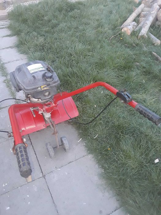Motocultor 5 CP-BRONTO OHV 500 SERIES-stare de funcționare excelentă ...