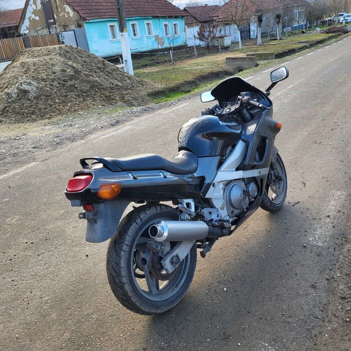 Kawasaki zzr 600 Bocsa • OLX.ro