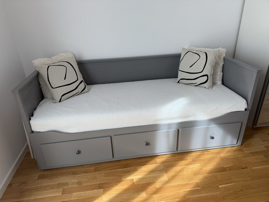 Divan Hemnes Ikea Bucuresti Sectorul 1 • OLX.ro