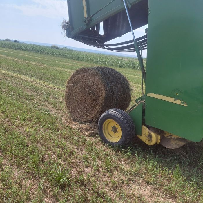 Baloti rotunzi de lucerna cu fan coasa 1 și 2 Ostroveni • OLX.ro