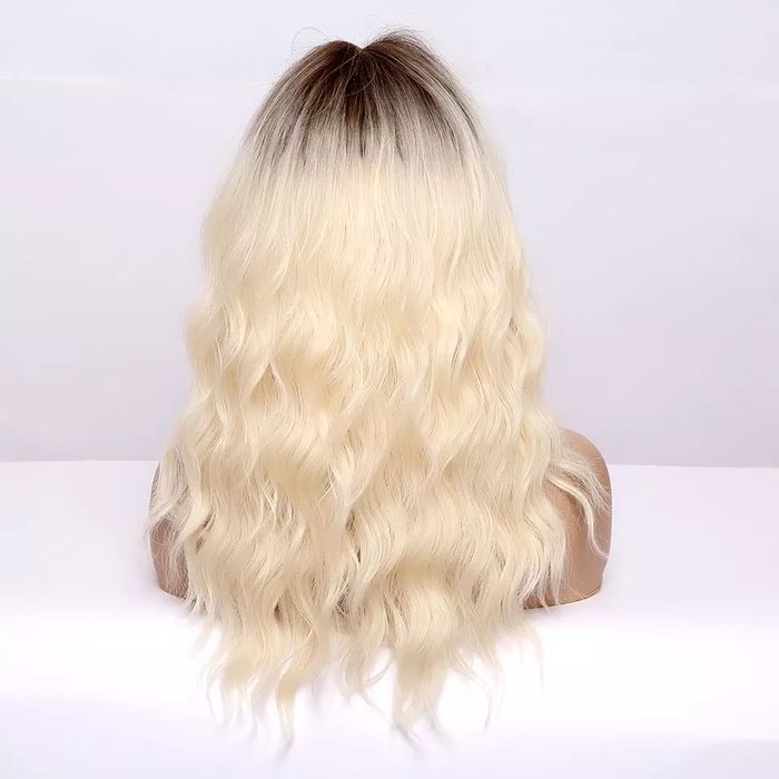 Peruca M5 Blonda Ombre Breton Satena Bob Blond Platinat Deschis Creata ...