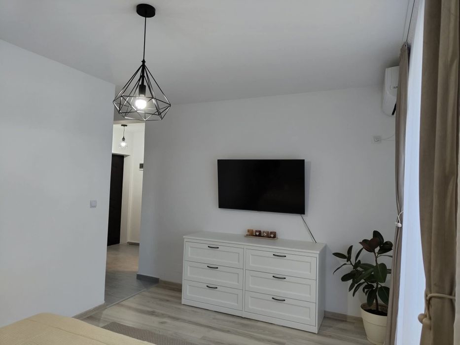 Garsoniera-PetFriendly-inel 1-termen lung Constanta • OLX.ro