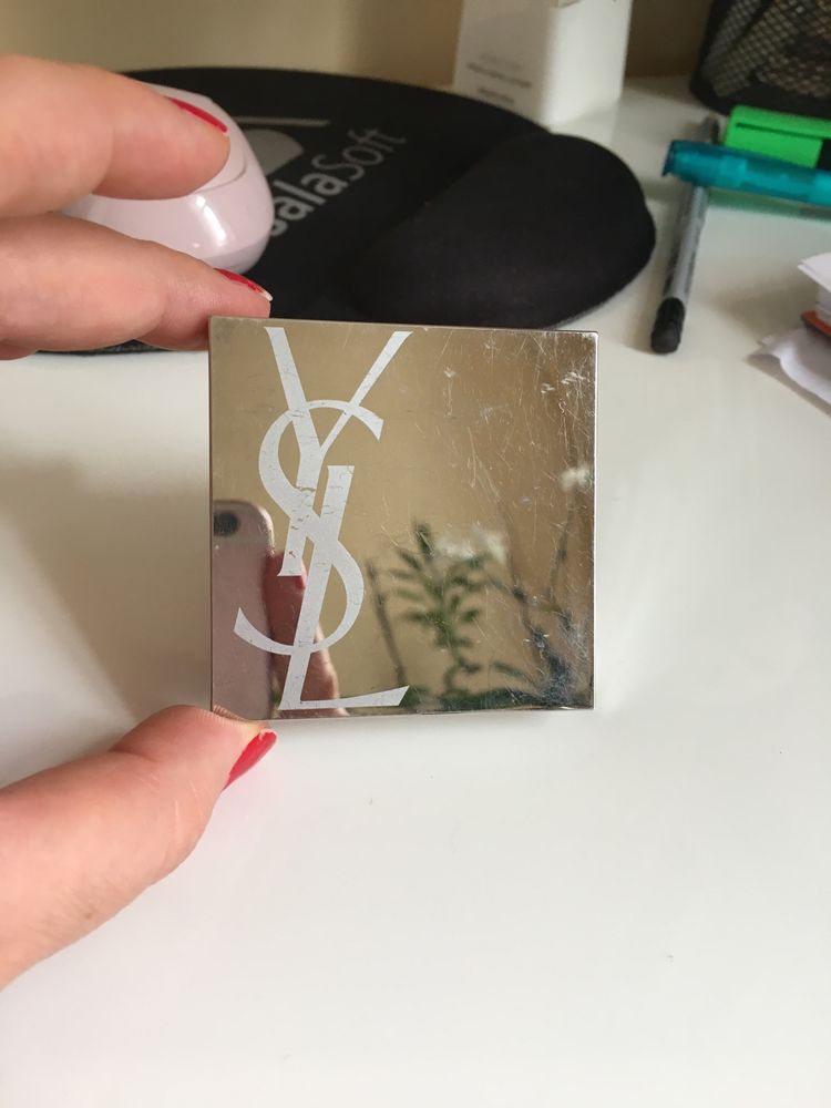 Кутия от сенки YSL Yves Saint Lauren, почти напълно празна гр. София ПЗ ...