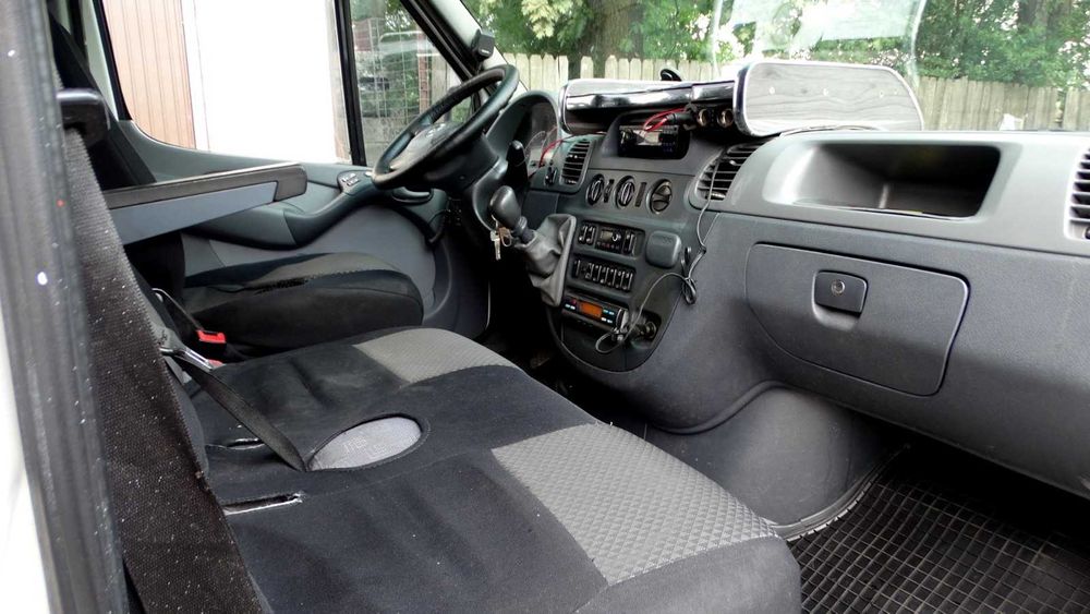 Mercedes sprinter 316 6+1 locuri motor 2.7 Targu Jiu • OLX.ro