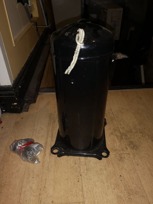 Климатичен компресор ,, KOPELAND'' гр. Сливен Промишлена зона • OLX.bg