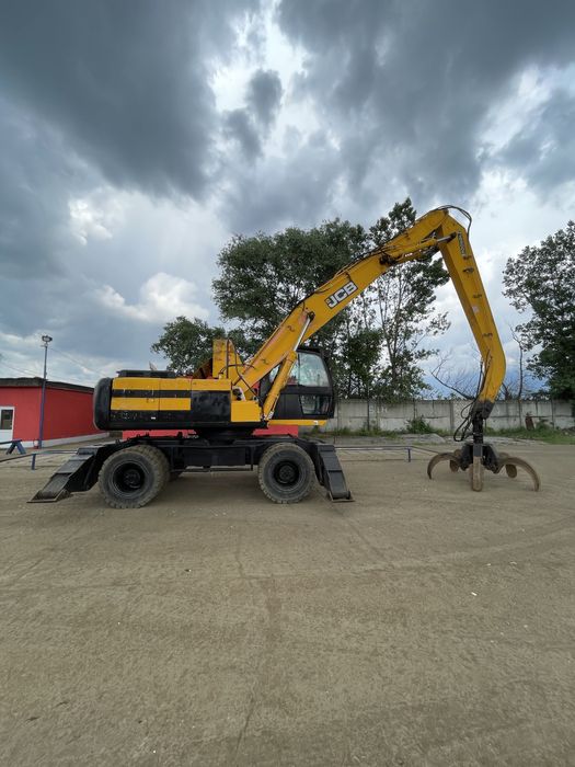 Excavator/Greifer pe roti pline JCB js200w fier/pet/carton Oradea • OLX.ro