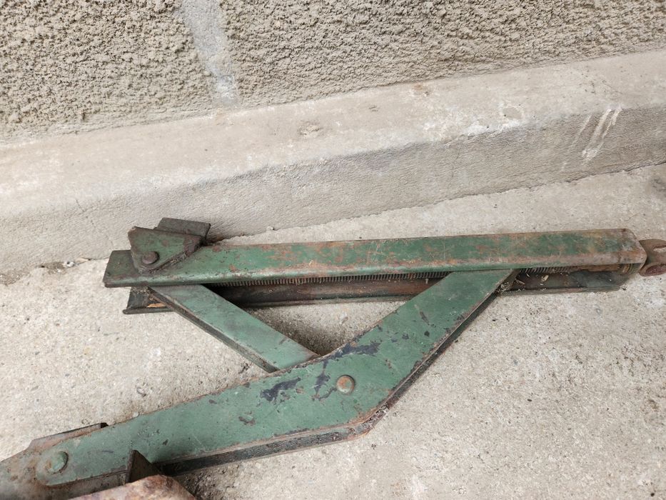 Cric auto/jeep/ duba inalt Bucuresti Sectorul 4 • OLX.ro