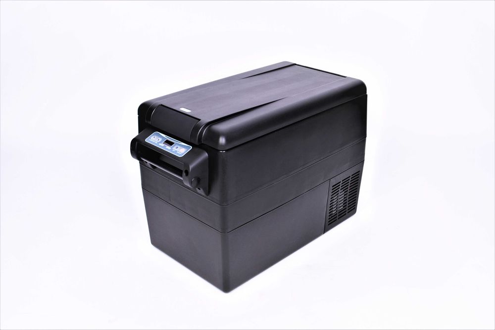 Хладилник за кола 32 литра 12v / 24v / 220-240 v гр. Пловдив ...