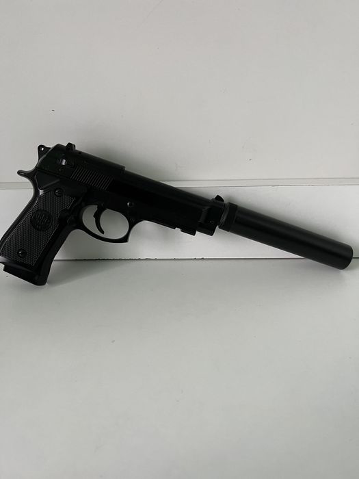Vând pistol cu bile Alba Iulia • OLX.ro
