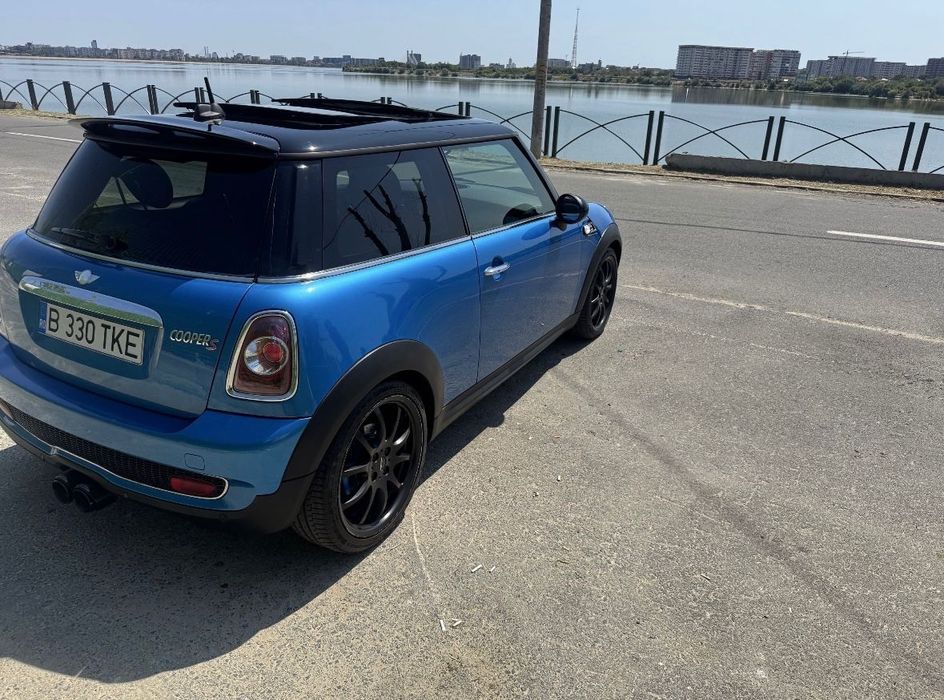 Mini Cooper SR 56 avariat Rosu • OLX.ro