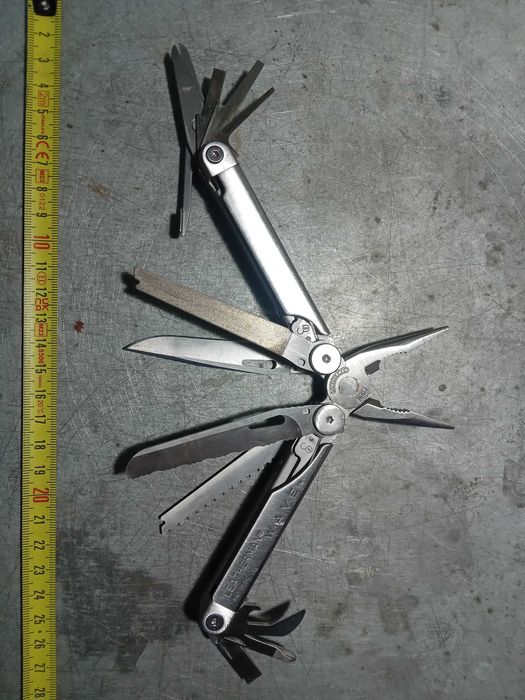 Unealta multifunctionala LEATHERMAN WAVE TM. Targu-Mures • OLX.ro