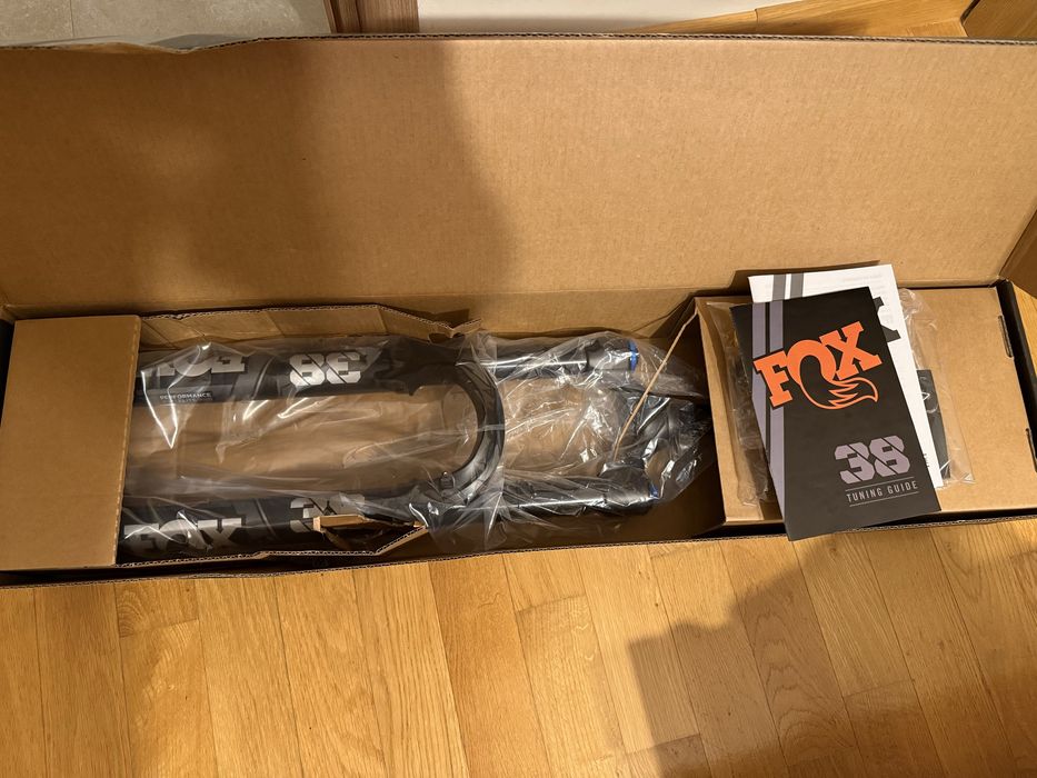 Furca bicicleta FOX 38 Float Grip2 Performance Elite 27.5" Bucuresti ...