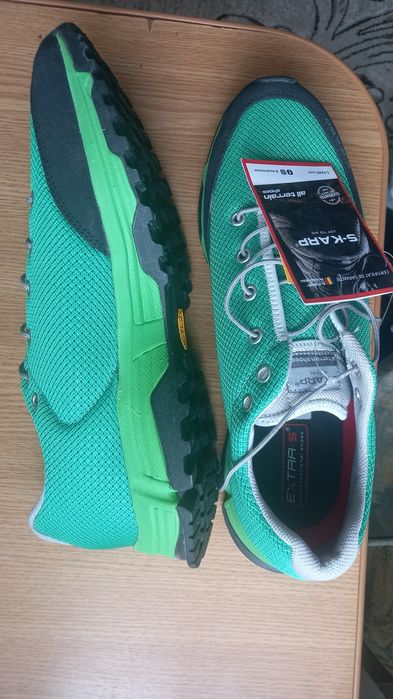 Vând adidasi alergare S Karp Zarnesti • OLX.ro