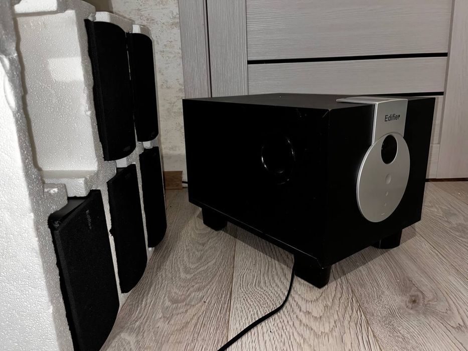 Сабвуфер Edifier R501 (звук 5.1): 800 000 сум - Акустические системы ...