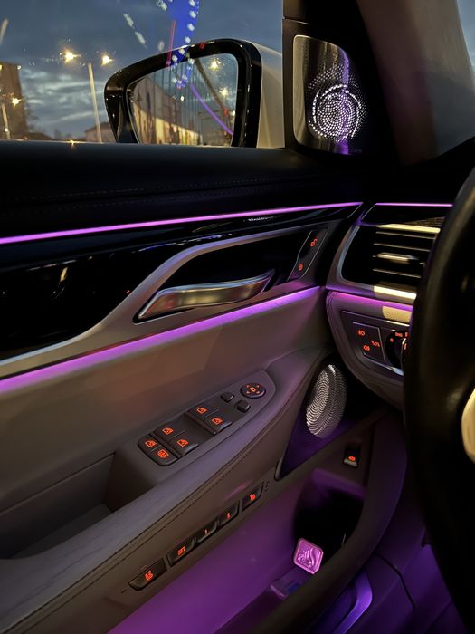 BMW seria 7 750Li G12 V8 pachet m760 alb perlat, toate dotariile ...