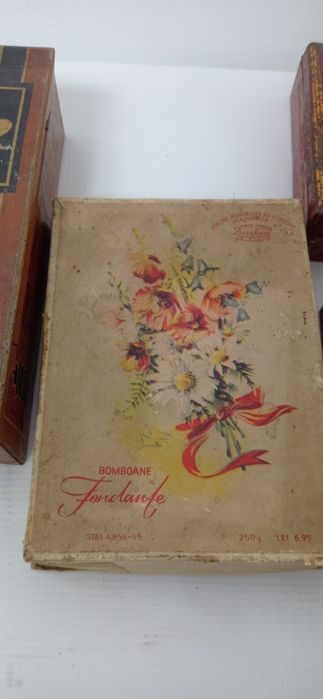 Cutii vintage,vechi Bucuresti Sectorul 4 • OLX.ro