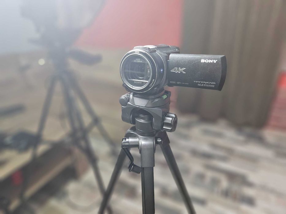 Видеокамера Sony 4К AX53 Handycam със сензор Exmor R CMOS гр. София ...