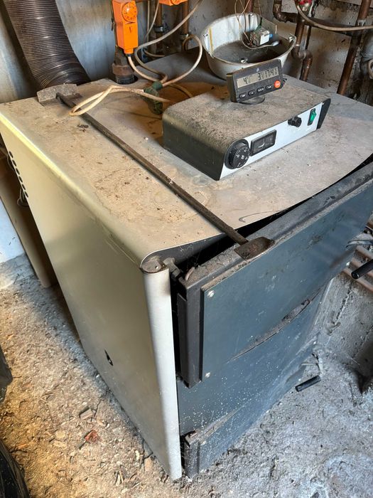 Cazan / centrala lemne Bosch 36 kw Selimbar • OLX.ro