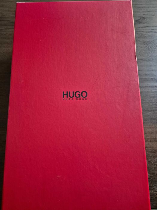 Продавам чисто нови обувки HUGO BOSS, 43 номер. гр. София Център • OLX.bg