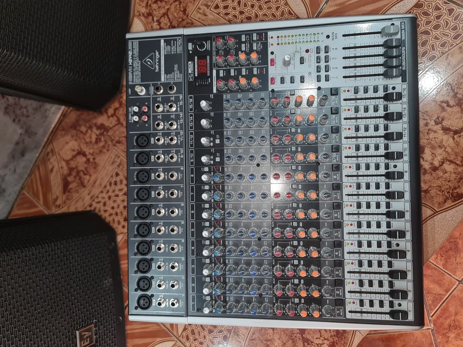 Boxe active electrovoice + mixer Desa • OLX.ro