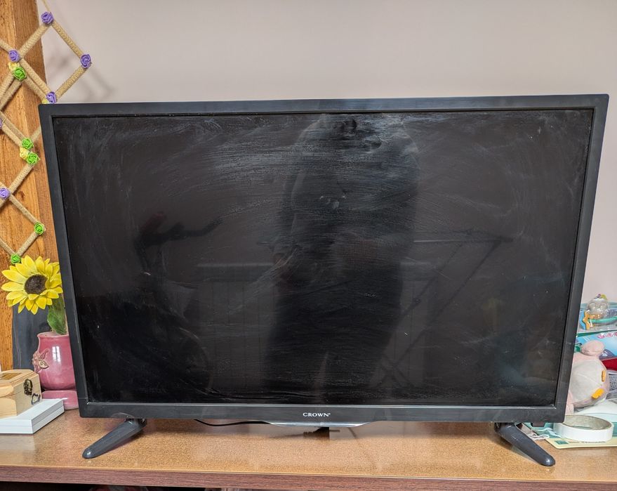 Телевизор Crown-отличен гр. София Требич • OLX.bg