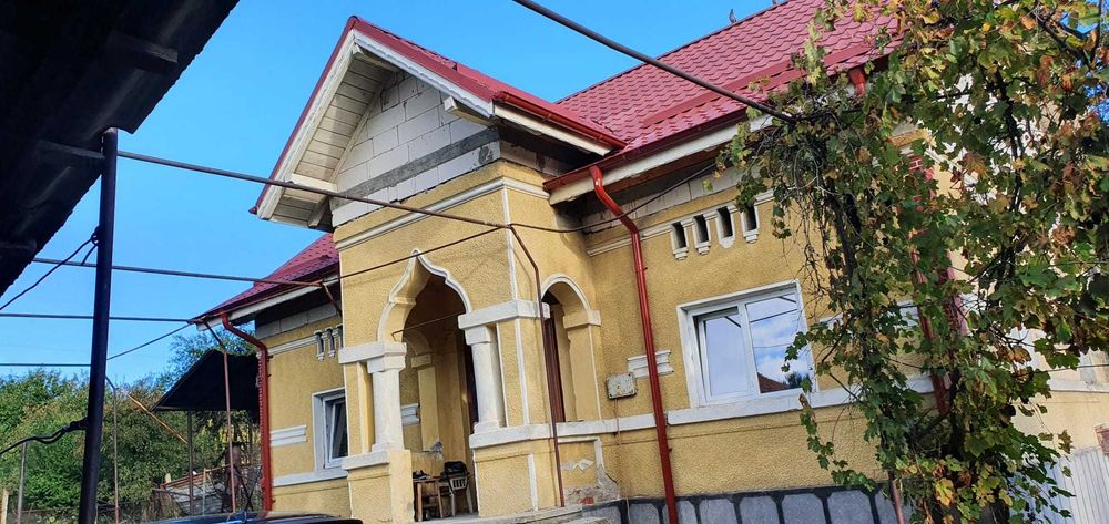 Casa cu teren, Oras Berbesti, Valcea Berbesti • OLX.ro