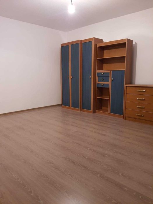 Dulap Maro si Albastru Bucuresti Sectorul 6 • OLX.ro
