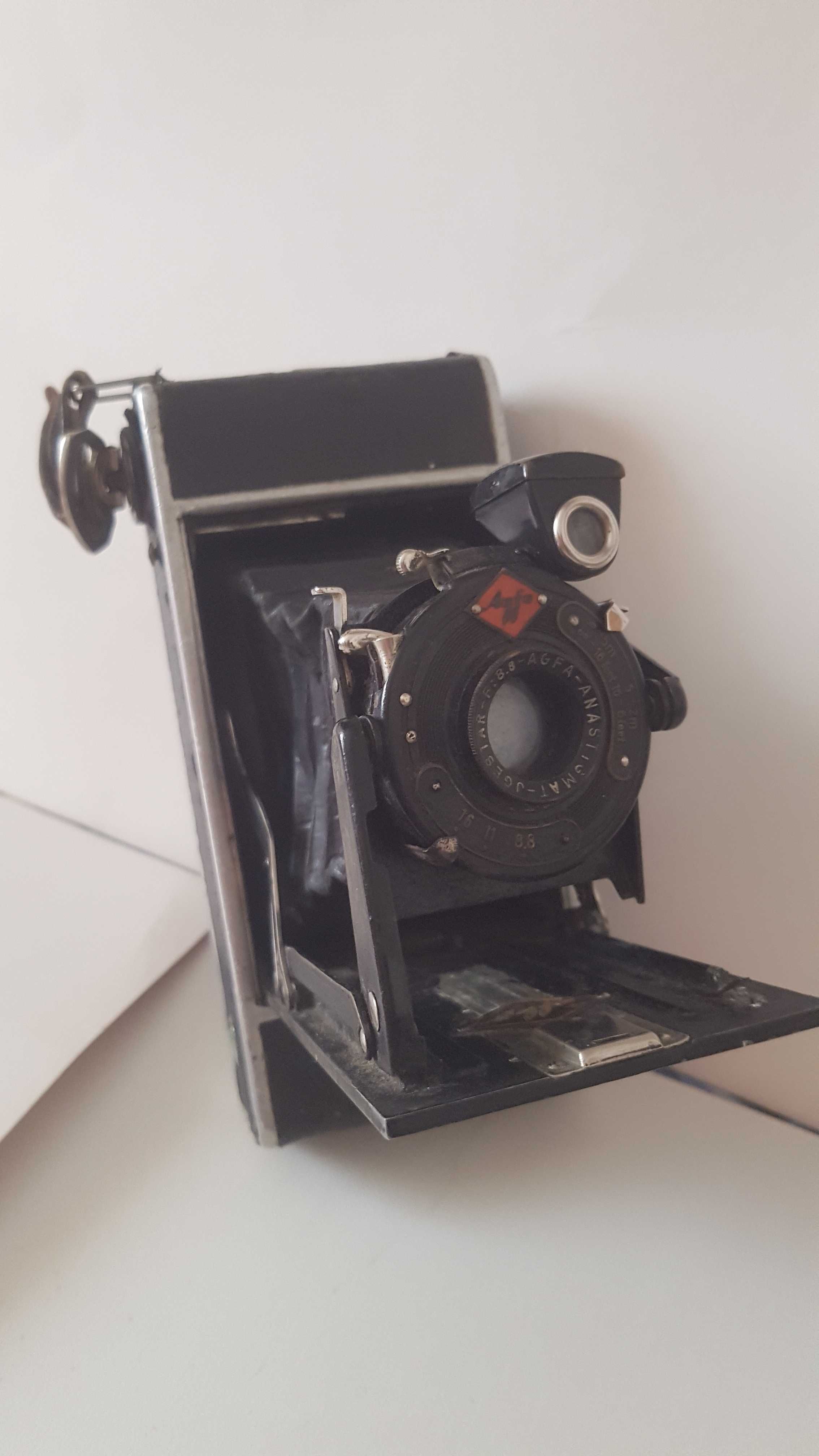 Aparat foto Agfa, cu burduf- vintage Sinaia • OLX.ro