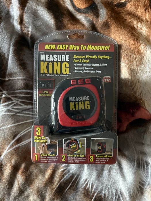 Многофункционалната лазерна рулетка Measure King гр. Русе Централен ...