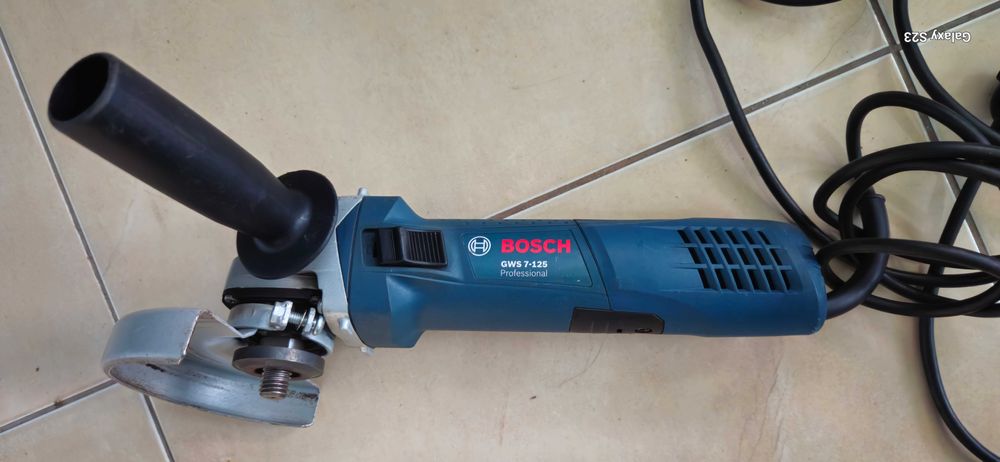 Ъглошлайф BOSCH GWS 7-125 Professional гр. Силистра Център • OLX.bg